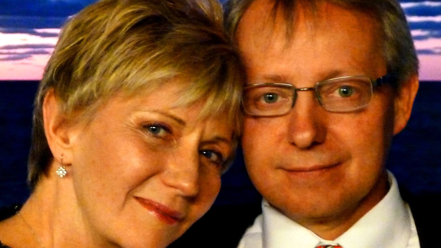 385-386: Fiona and Terryl Givens and "The God Who Weeps" - Mormon Stories